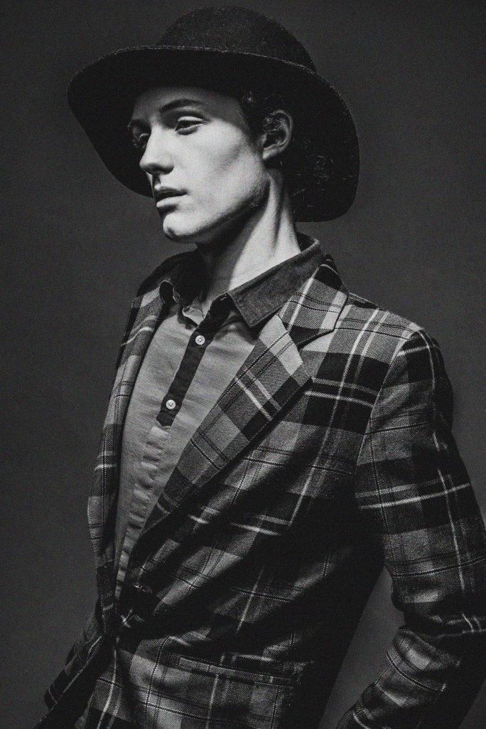 Jonas - Models On Stage